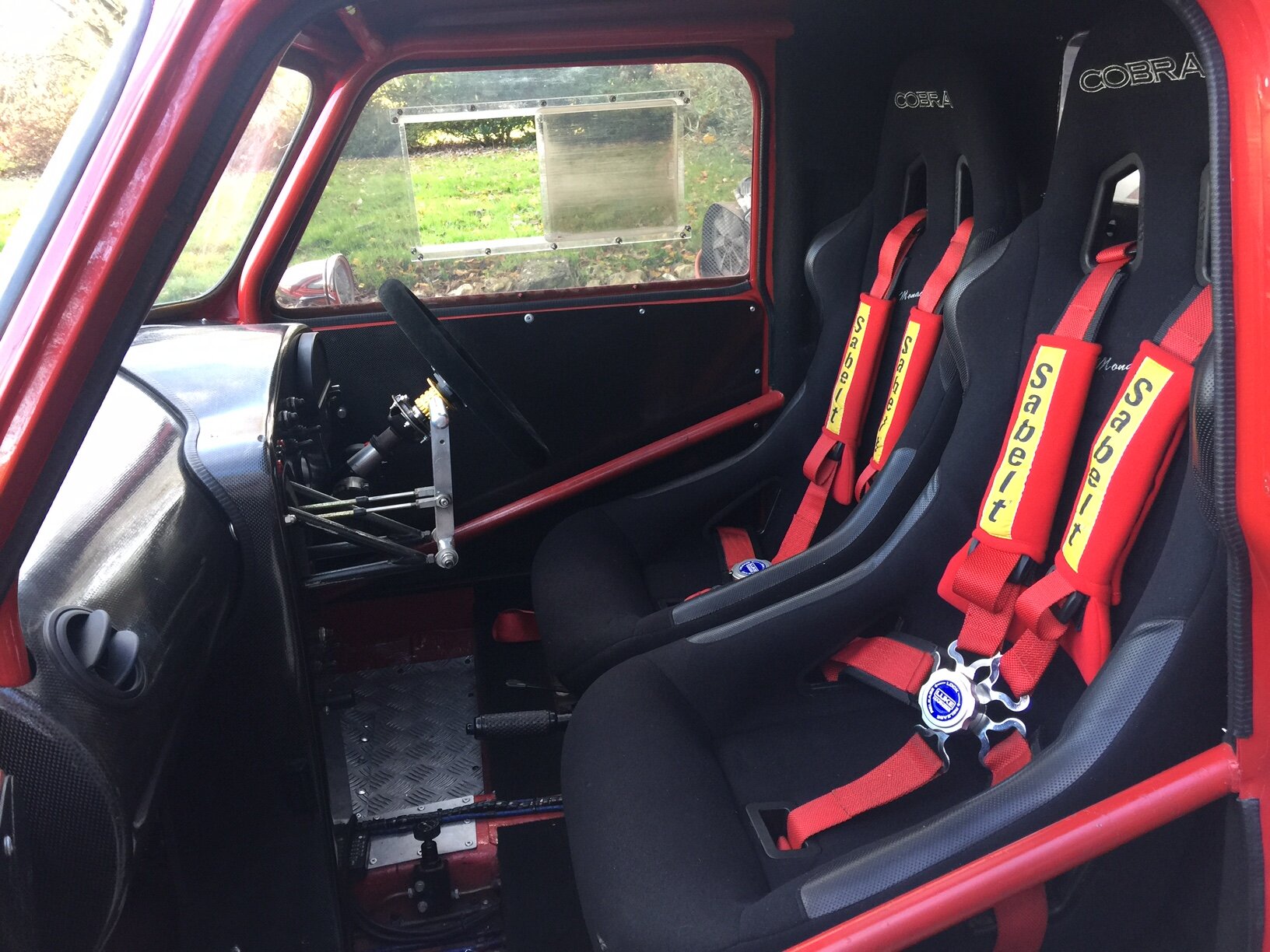 This Incredible 340-HP Classic Mini Has Two Yamaha R1 Engines In the Back