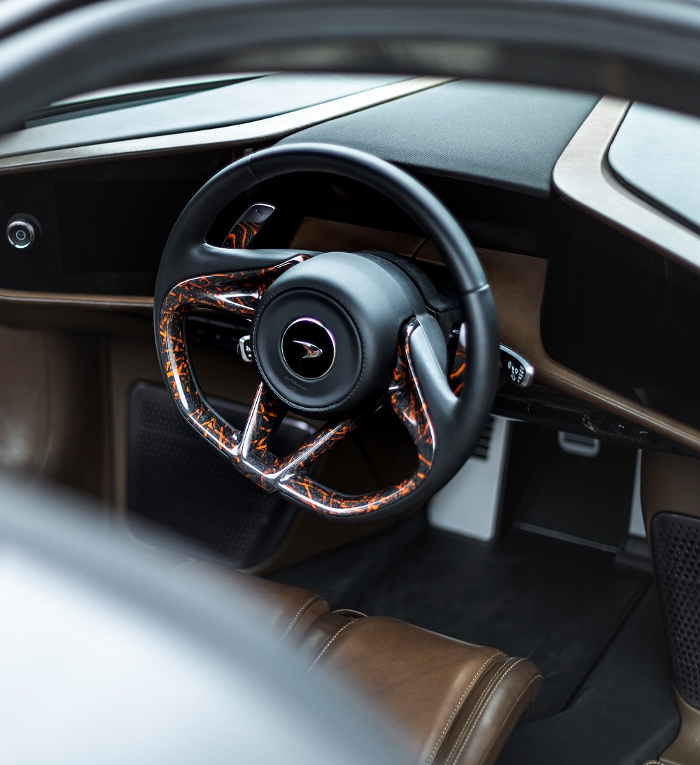 Some Rich Guy Is Flipping His 1,035-HP McLaren Speedtail Hypercar for ...