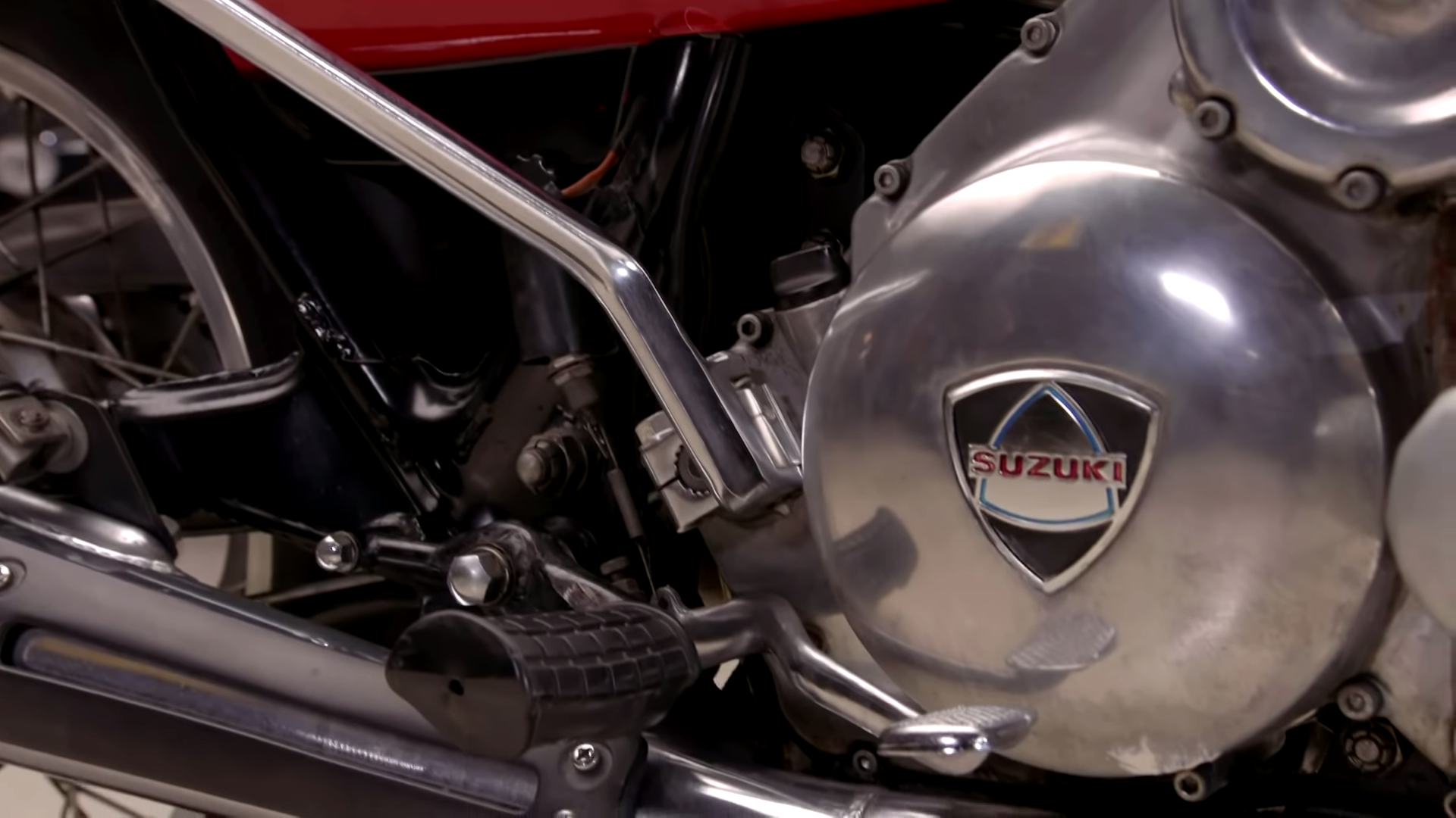 The Rotary Suzuki RE5 Was One of the Smoothest Motorcycles Ever. Too ...