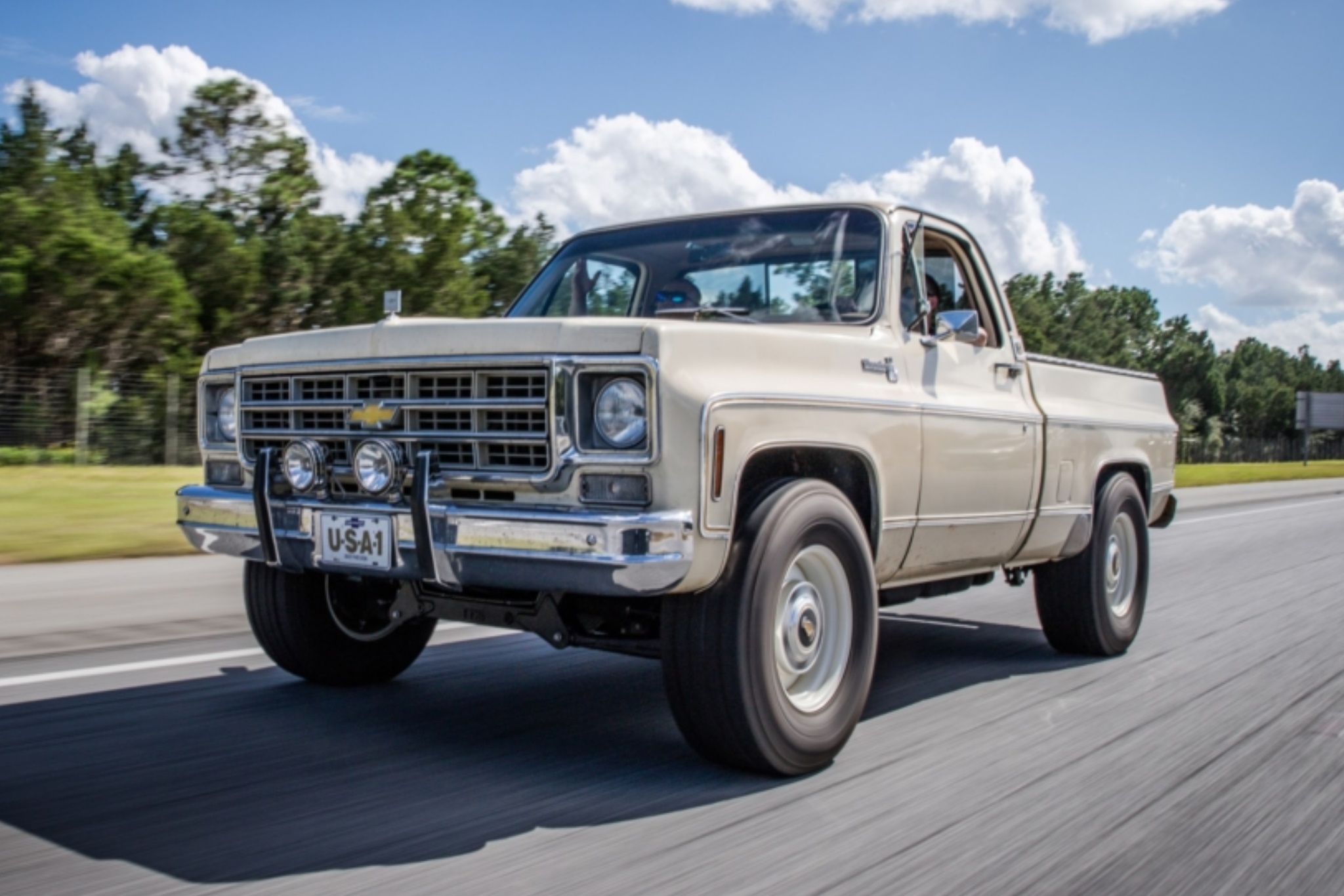 You Can Buy a ‘New’ Square Body Chevy Truck With 650 HP and Period ...