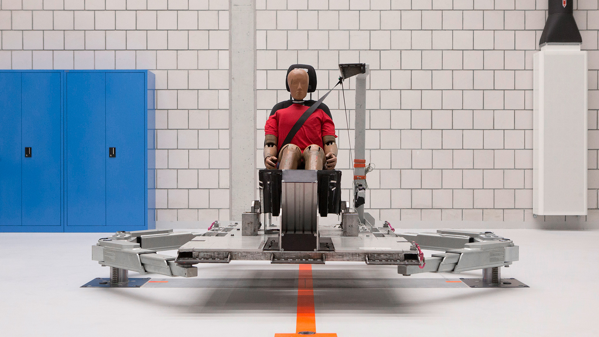 How Are Seat Belts Tested