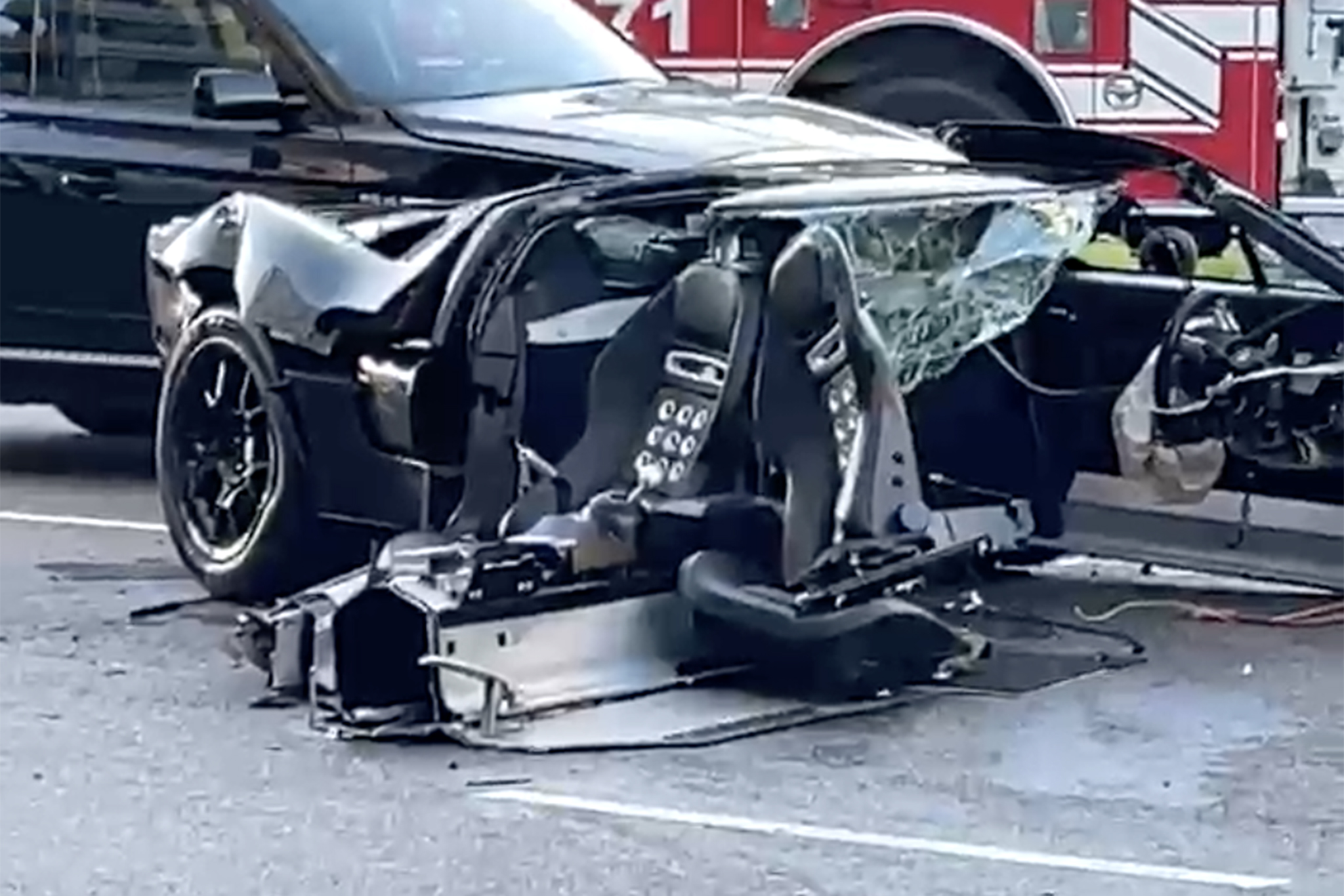 Ford GT With Paper Tags Splits in Half After Fiery, High-Speed Crash in ...