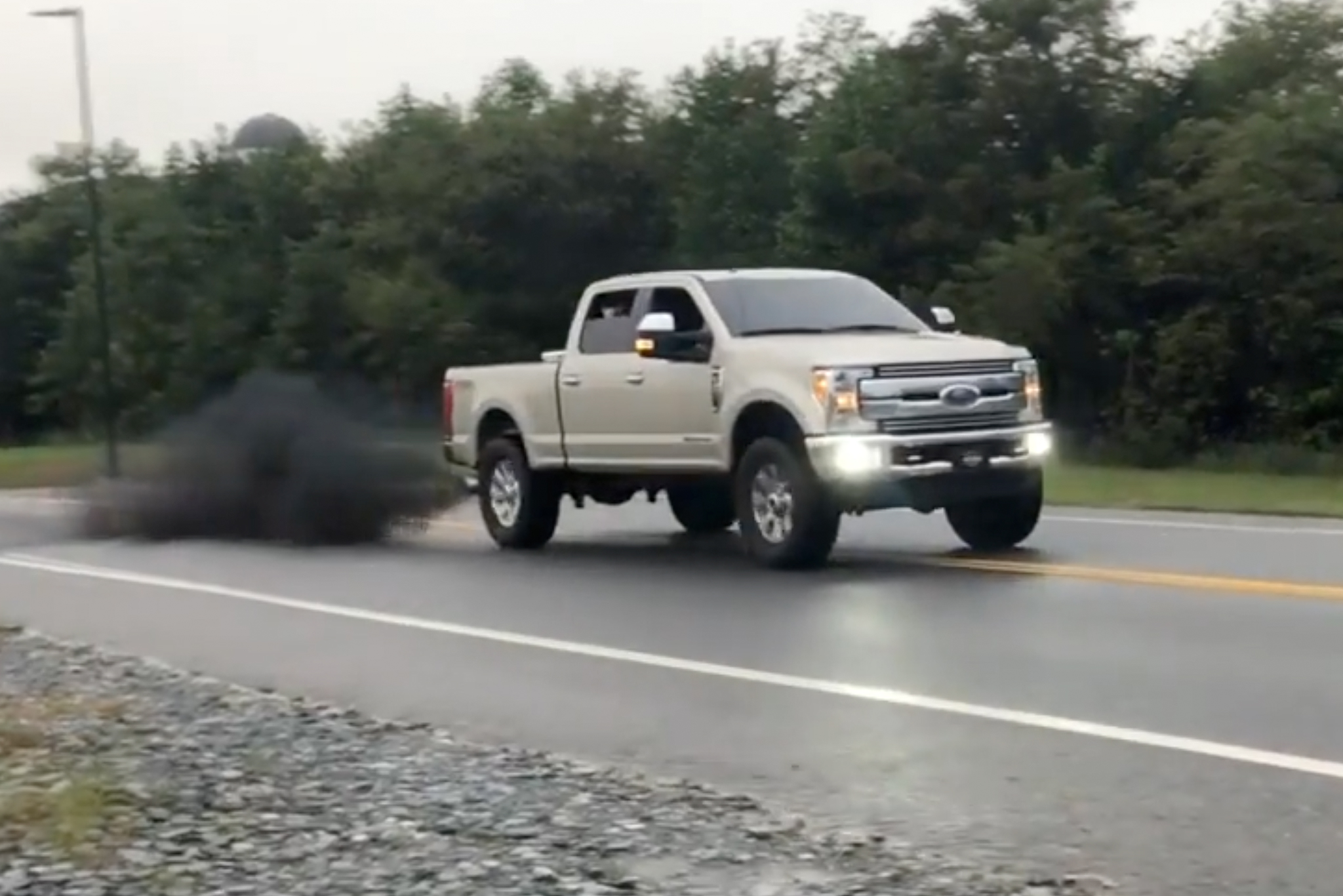 US Government Sues Diesel Truck Tuner EZ Lynk Over Emissions Defeat Devices