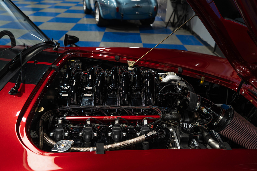 There’s a 7.3L Godzilla V8 in Superformance’s Latest MKIII R Shelby ...