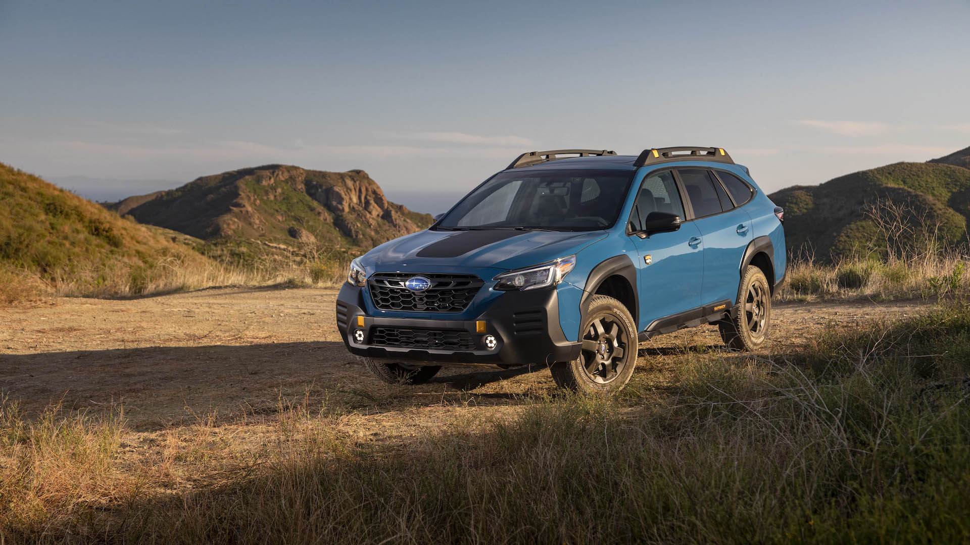 2022 Subaru Outback Wilderness: Factory Lift, All-Terrains, and Skid ...