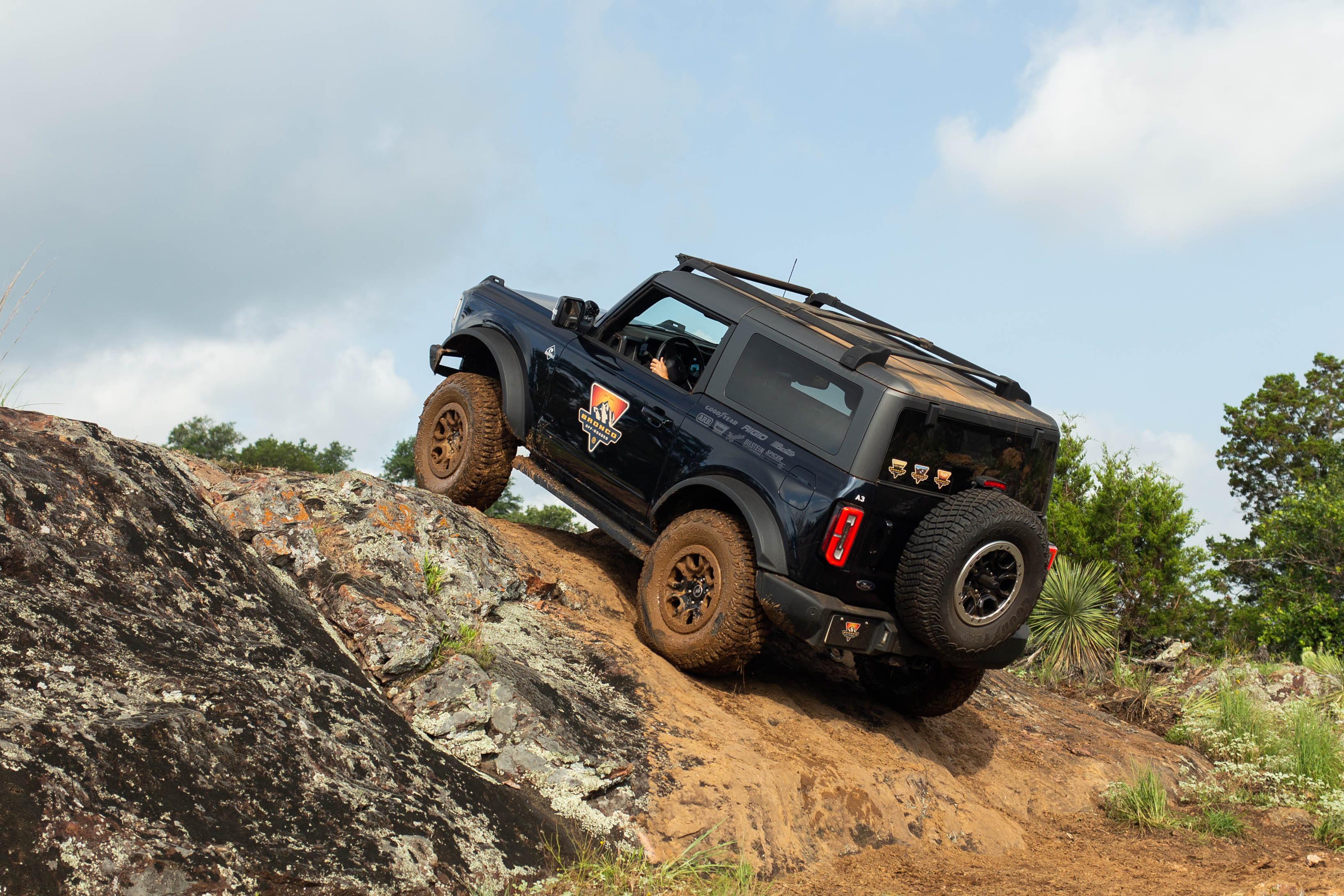 2021 Ford Bronco Review: A New Off-Road God Is Born