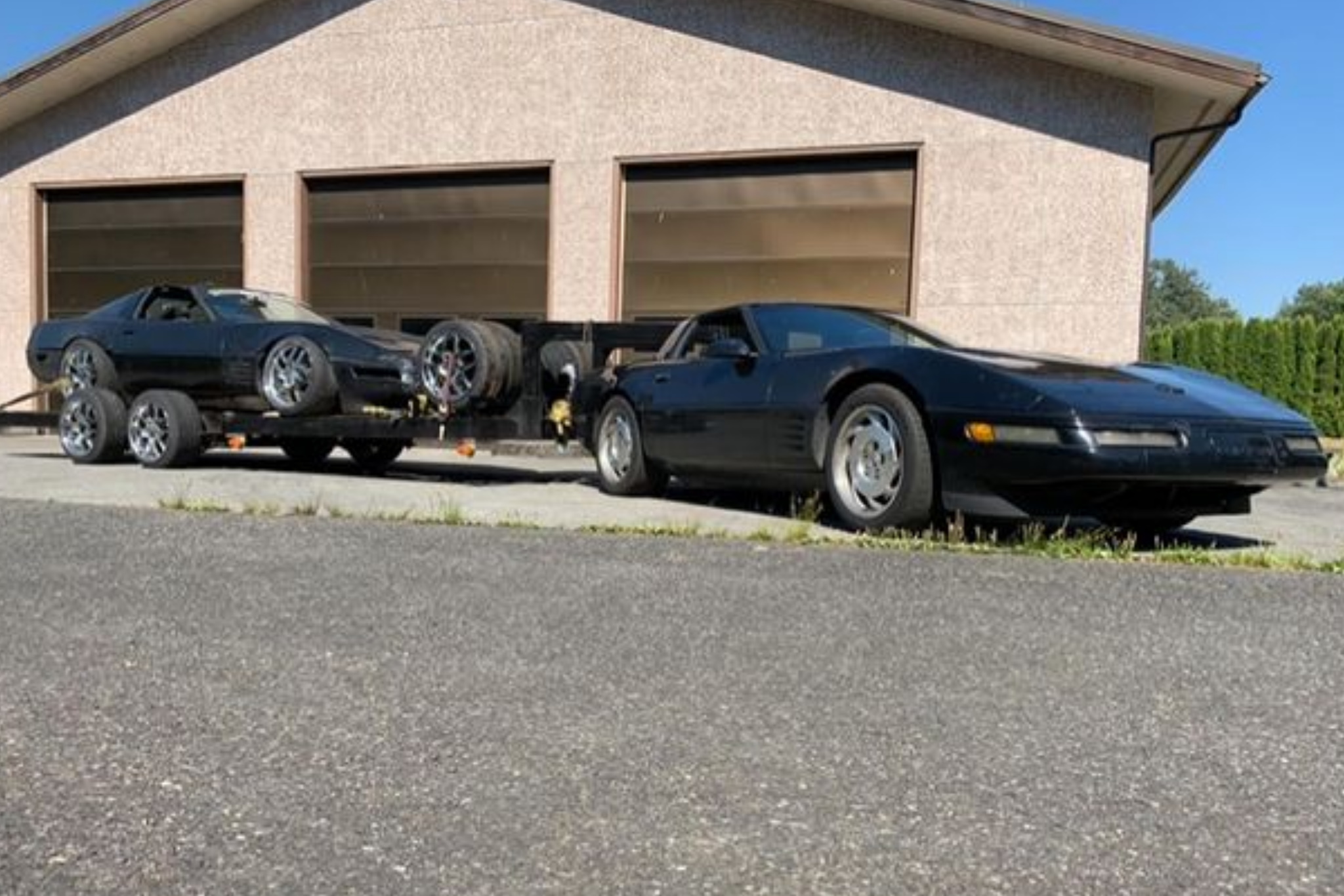 C4 Corvette With a Gooseneck Hitch Is a Tow Rig Triumph