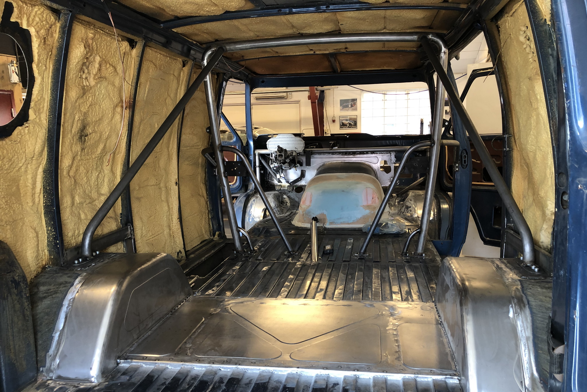 Old Shorty Chevy Van I s a C7 Corvette Underneath