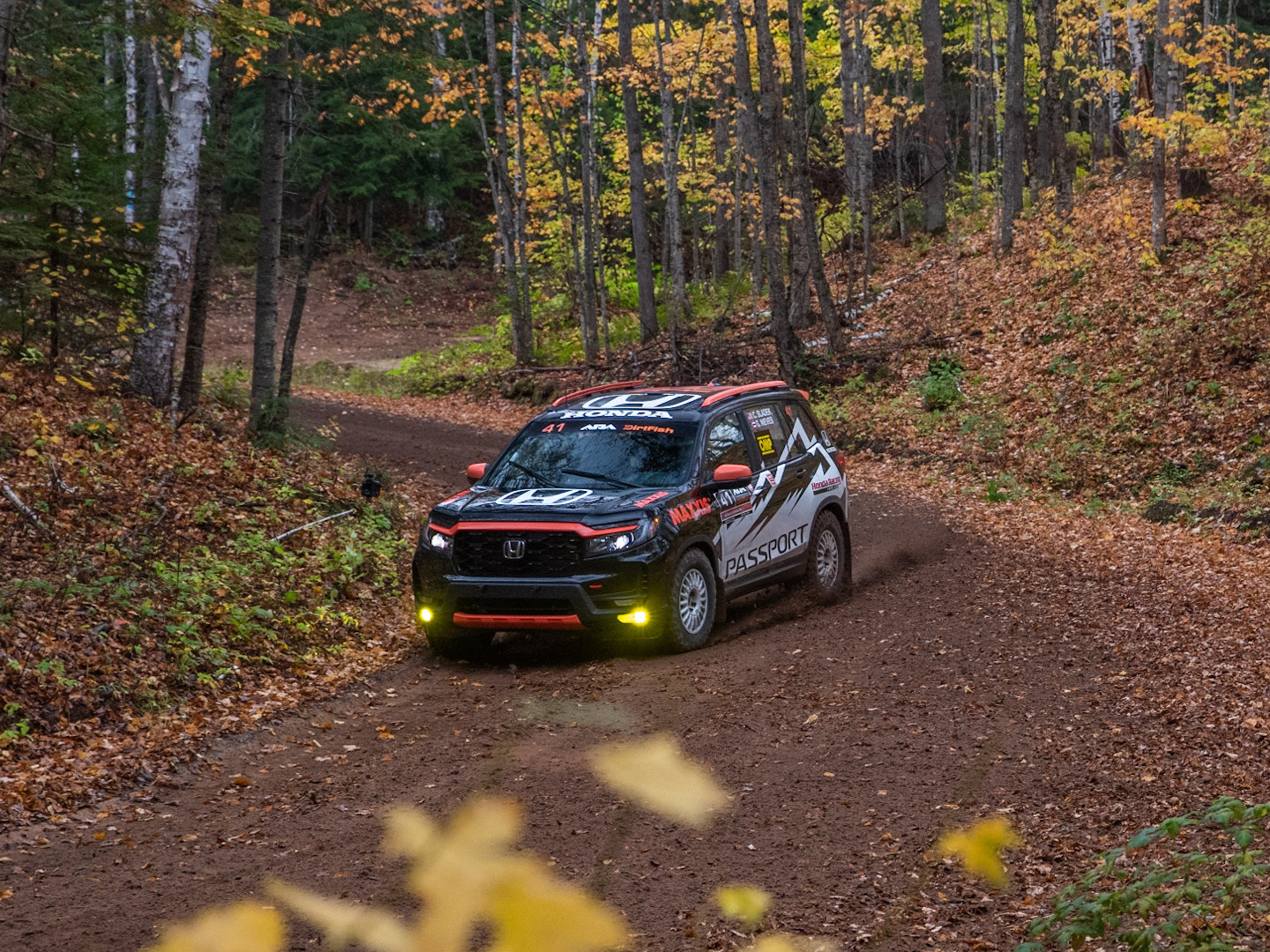 A Modified Honda Passport Actually Makes a Respectable Rally Car