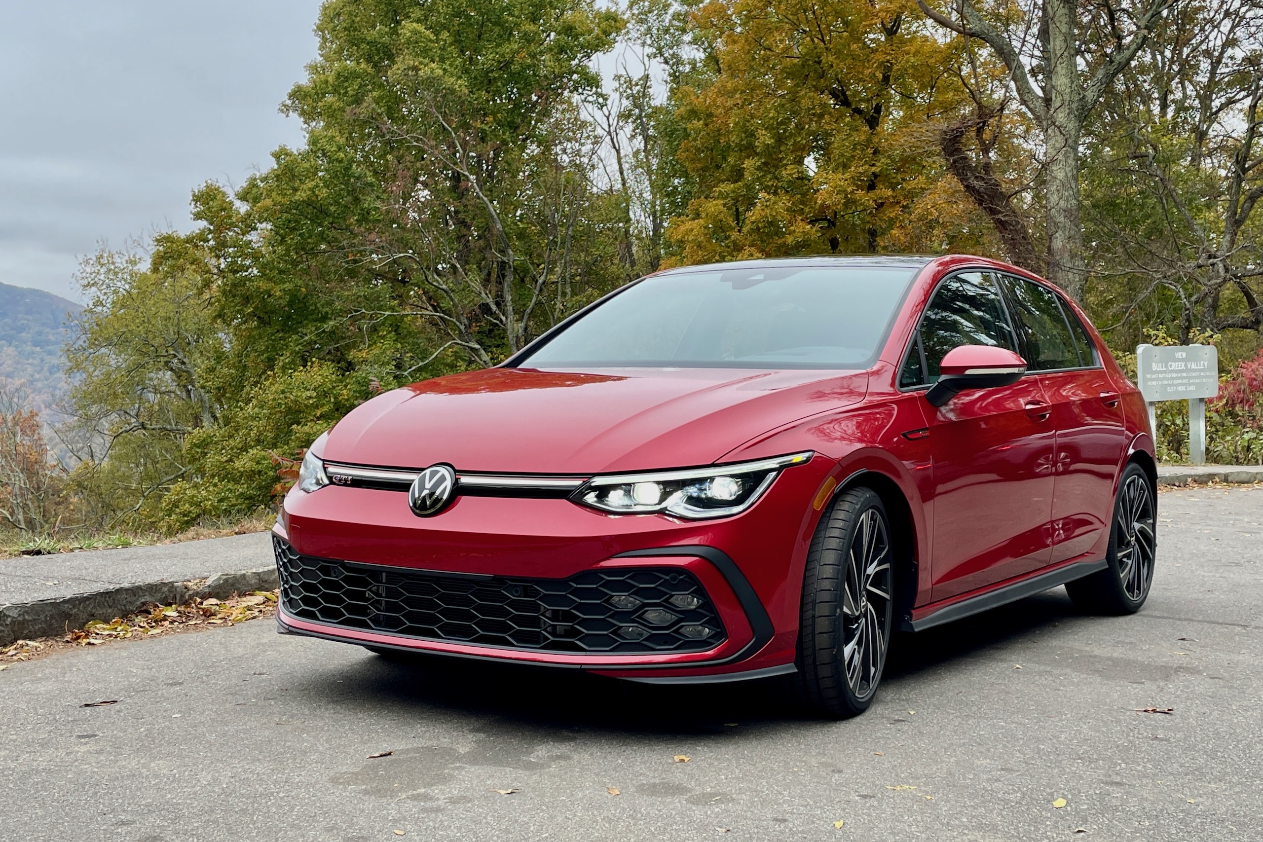 2022 Volkswagen Golf GTI and Golf R First Drive Review: Hot Hatches ...