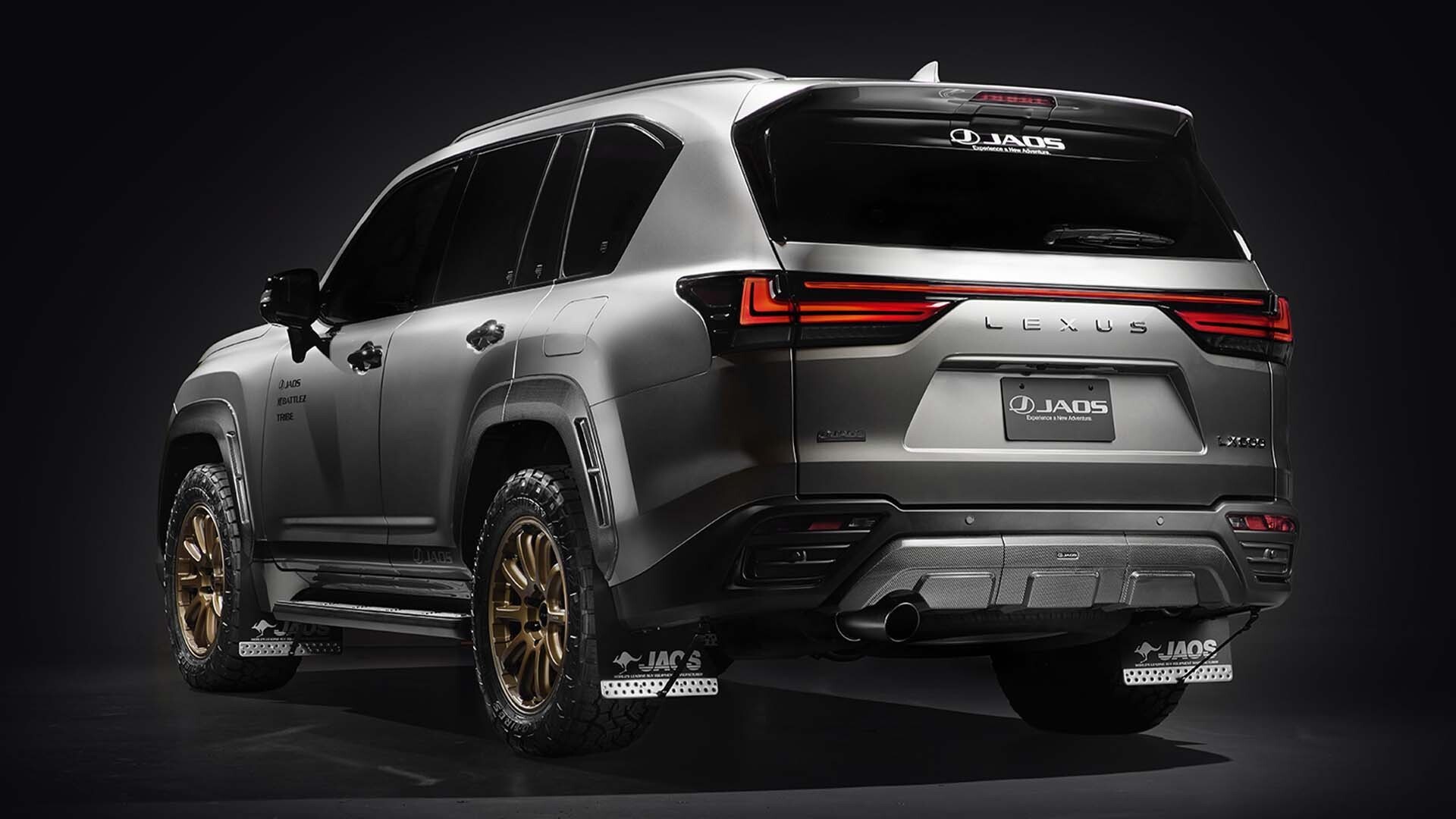 Modded Off-Road Lexus LX600 Rocks Knobby Tires, Skid Plates, Mud Flaps