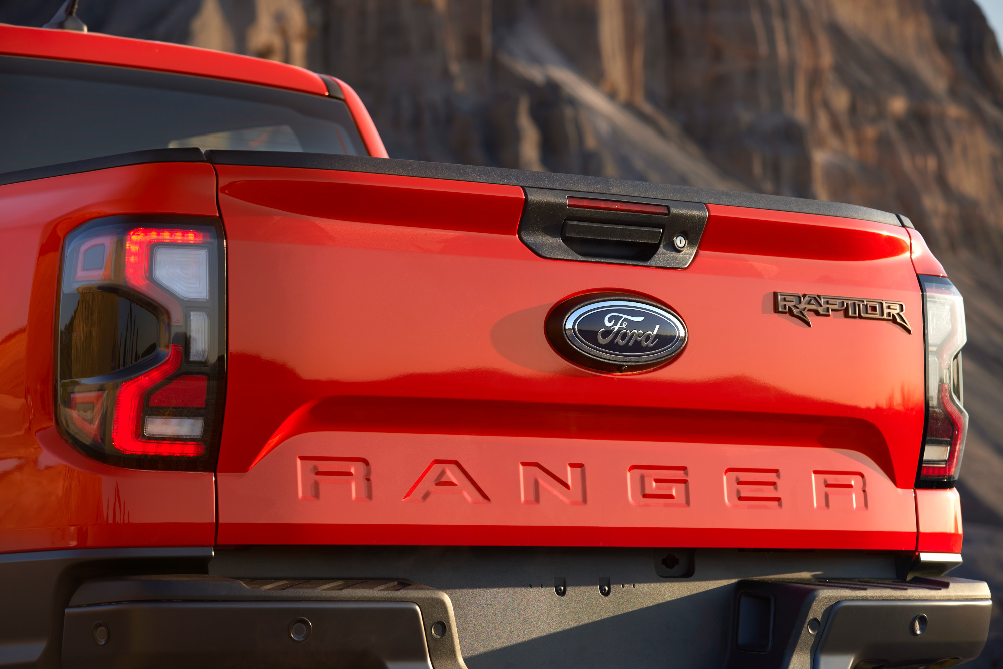 2023 Ford Ranger Raptor: 392-HP V6, 33-Inch Tires, Baja Racer Looks