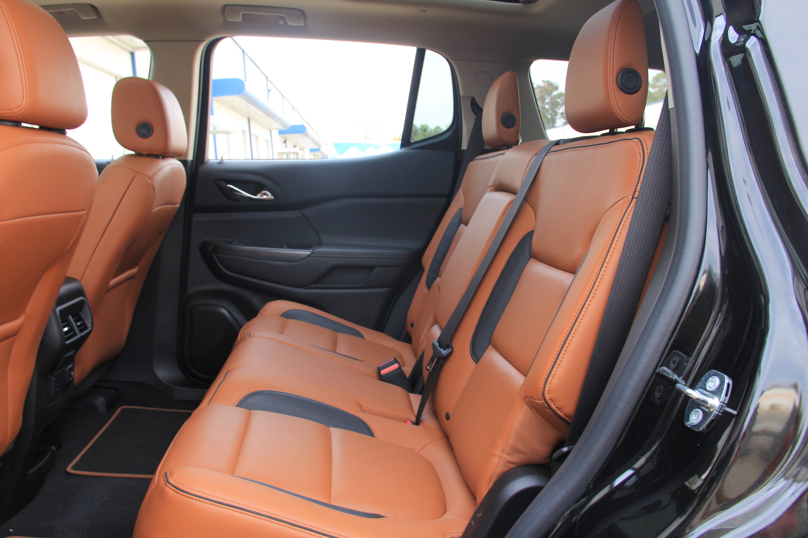 Does The 2017 GMC Acadia All Terrain Live Up to Its Name?
