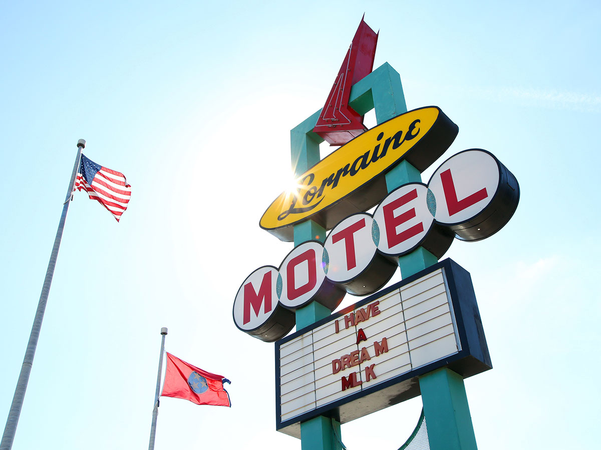 Slicing Up the Barbecue Belt in a 2016 Camaro SS