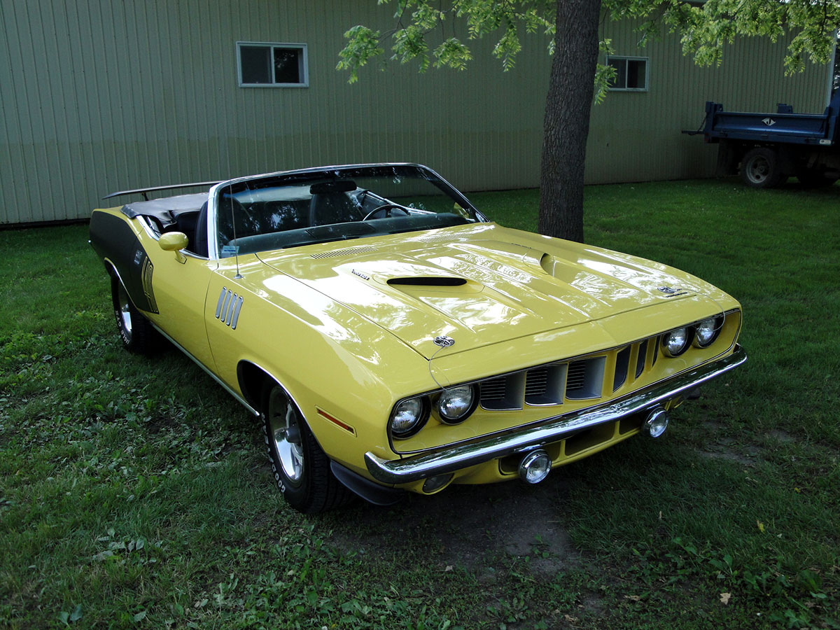 The Buyer's Guide to Vintage American Muscle Cars