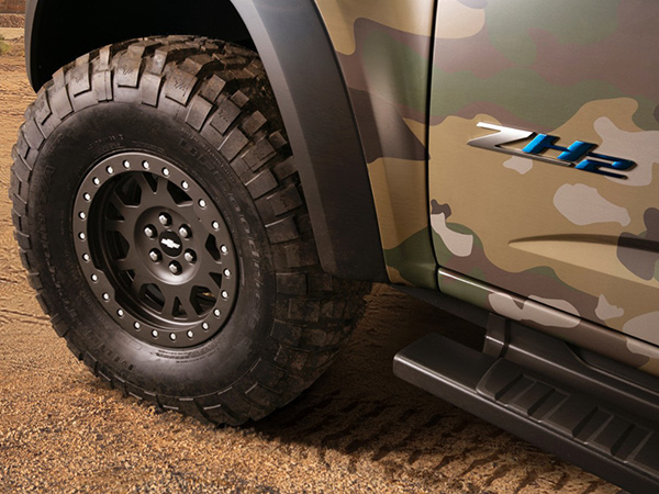 Behold the Chevy Colorado ZH2, the U.S. Army’s New Fuel Cell Off-Roader