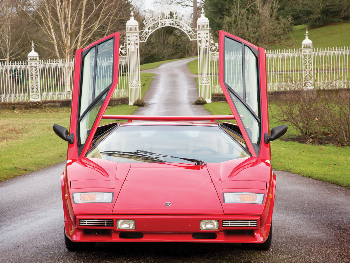 5 Things You Didn’t Know About the Lamborghini Countach