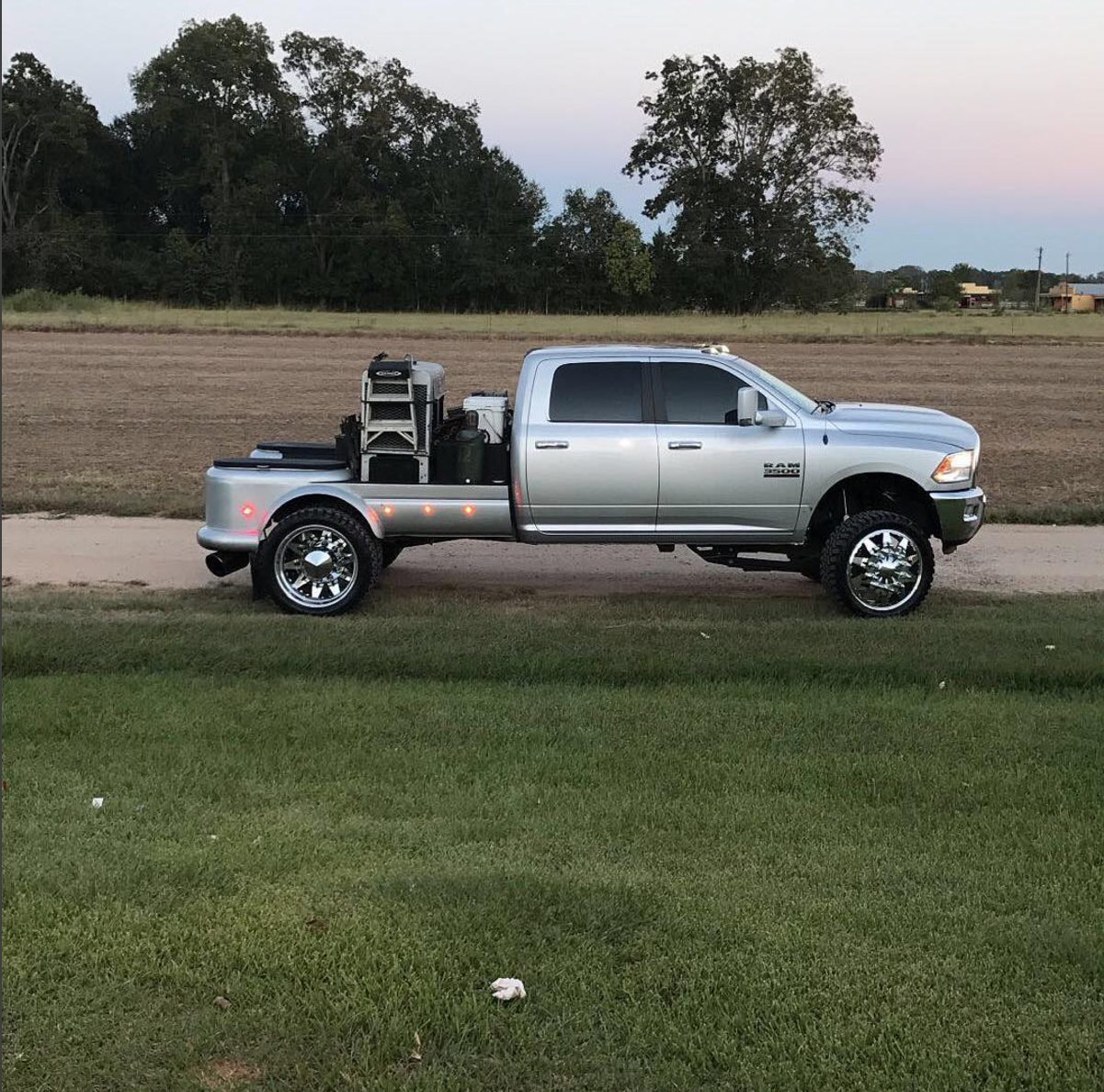 Pipeliners Are Customizing Their Welding Rigs