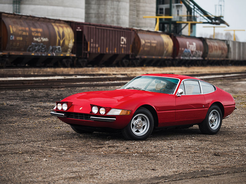 10 Perfect Factory Paint Colors