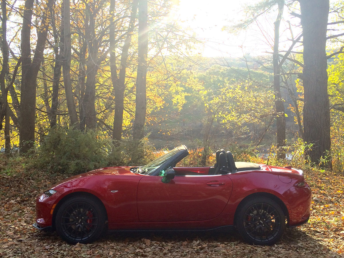 Mini vs. Miata: Which Little Diddles Your Skittle?