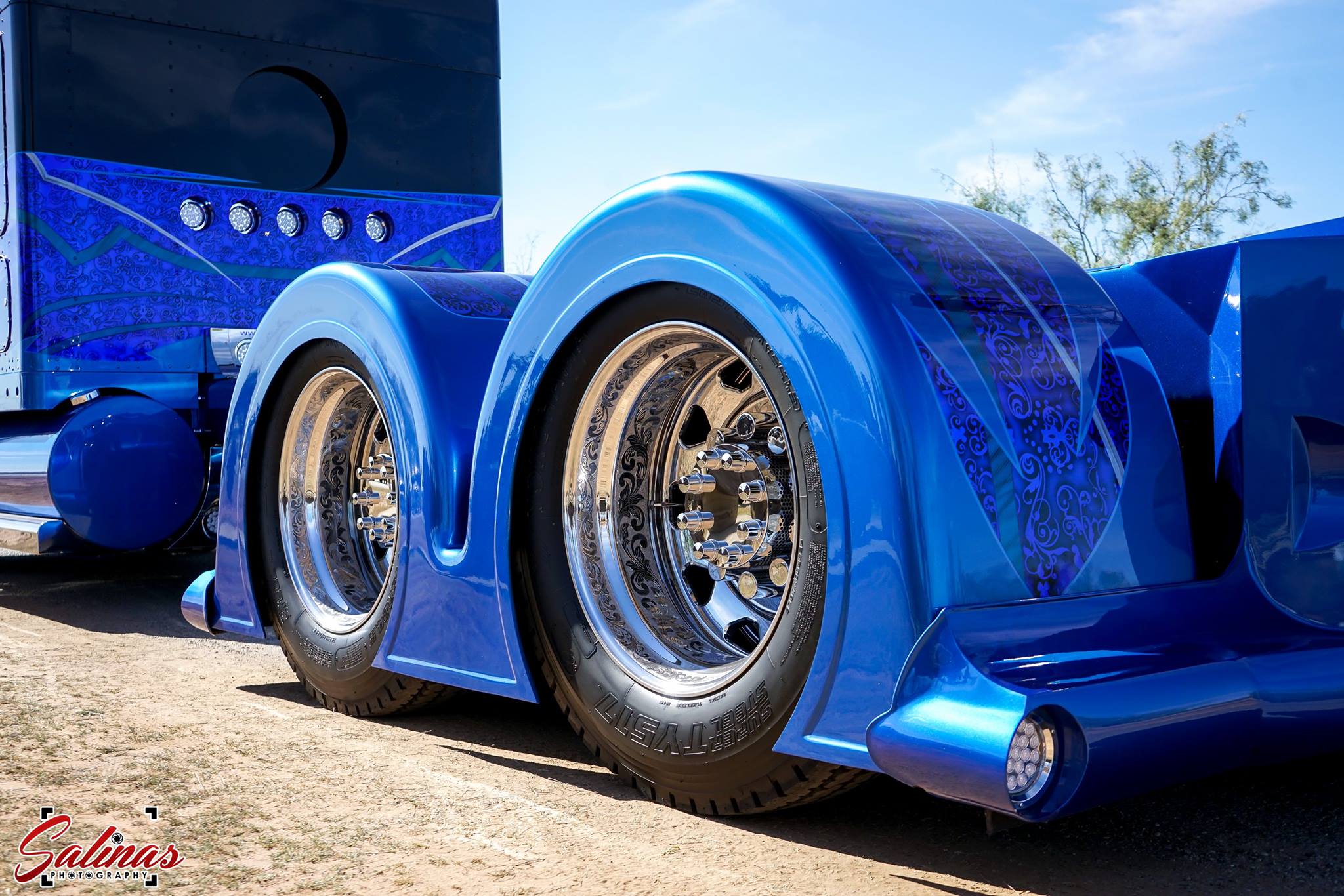 You've Never Seen a Big Rig Like This