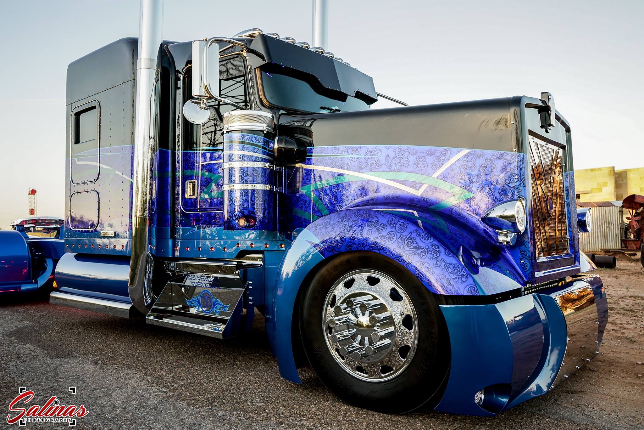 You've Never Seen a Big Rig Like This