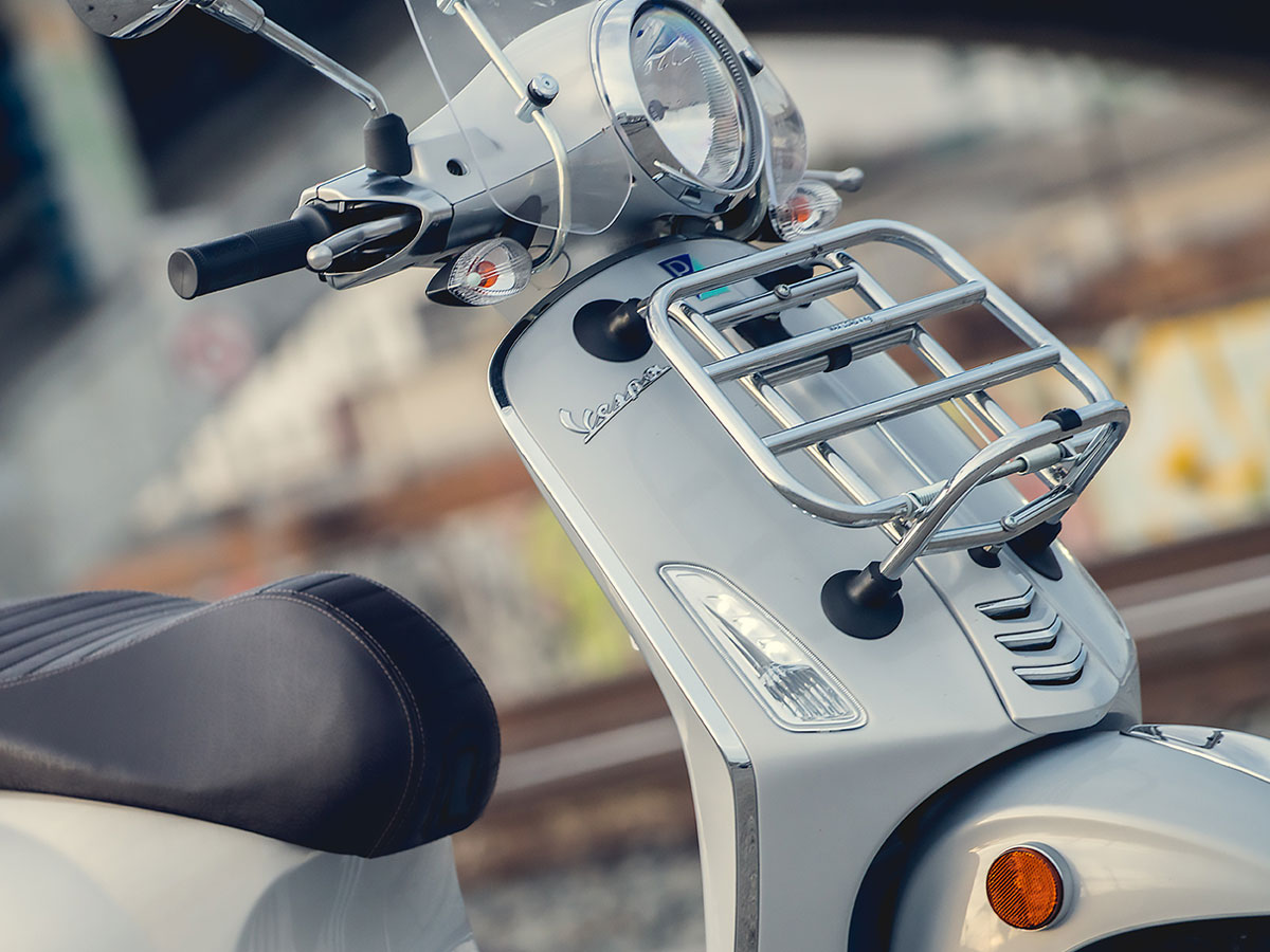 Vespa Primavera 150 Review