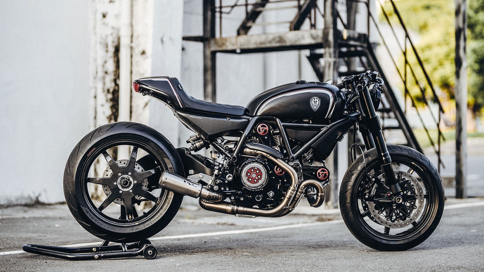 Check Out This Custom 'Jab Launcher' Motorcycle by Rough Crafts