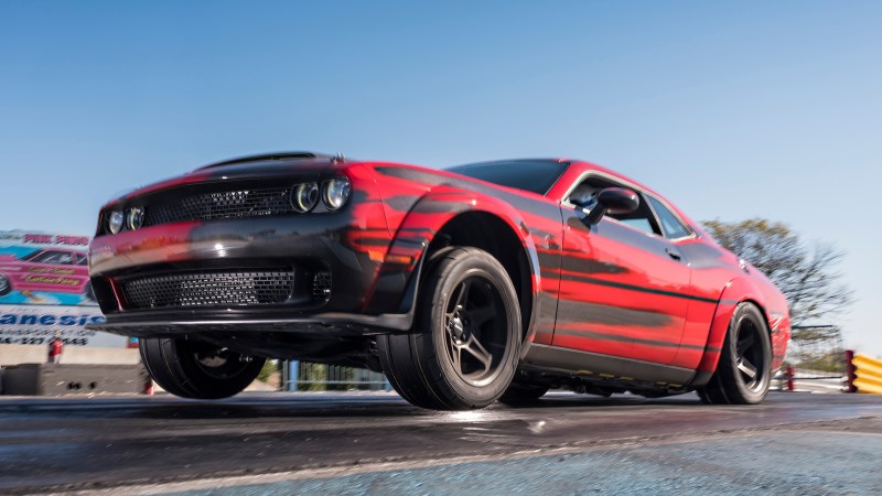 All-Carbon, Twin-Turbo, 1,400-HP Dodge Demon Is the Devil's Own Ride