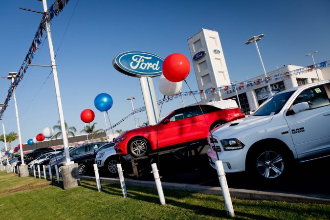 Average New Car Sale Prices Soar to Record of $45,031 in September