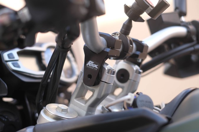 Motorcycle Safety Tips: How to Perform an Emergency Stop