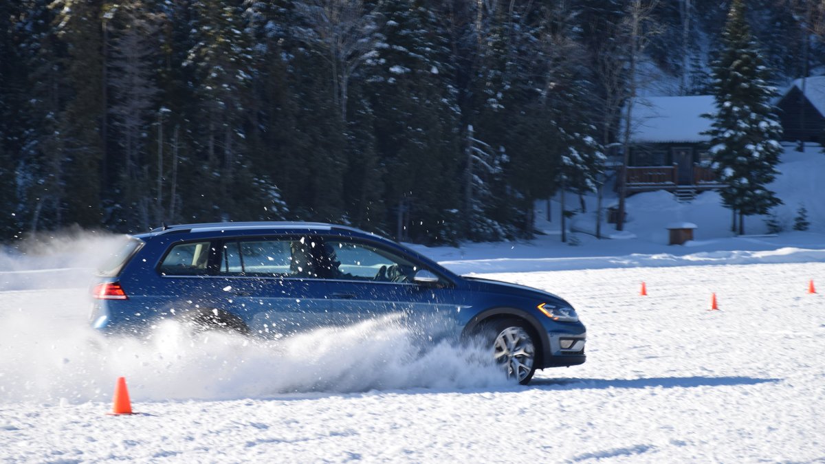 Putting Volkswagen's 4Motion AWD System to the Test on a Frozen Lake in ...