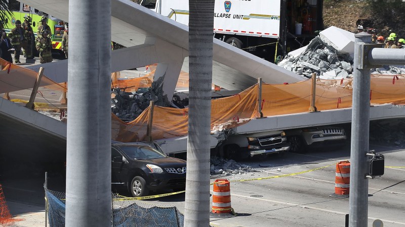 Recovering the Bus From That Collapsed Pittsburgh Bridge Was a Huge Effort