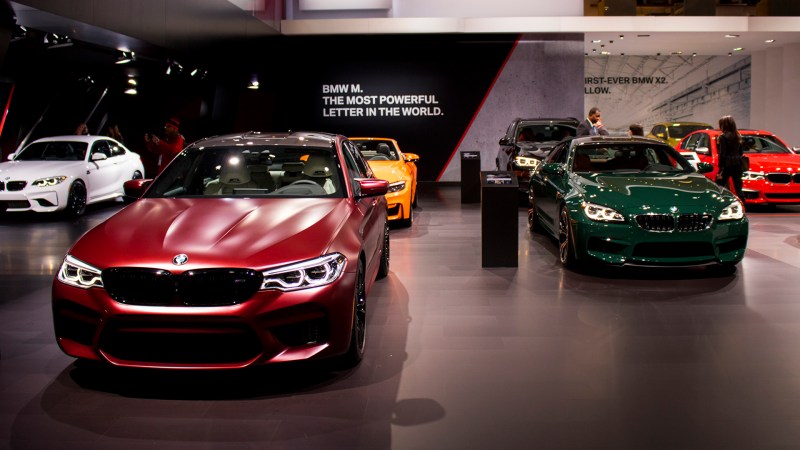 10 Perfect Factory Paint Colors