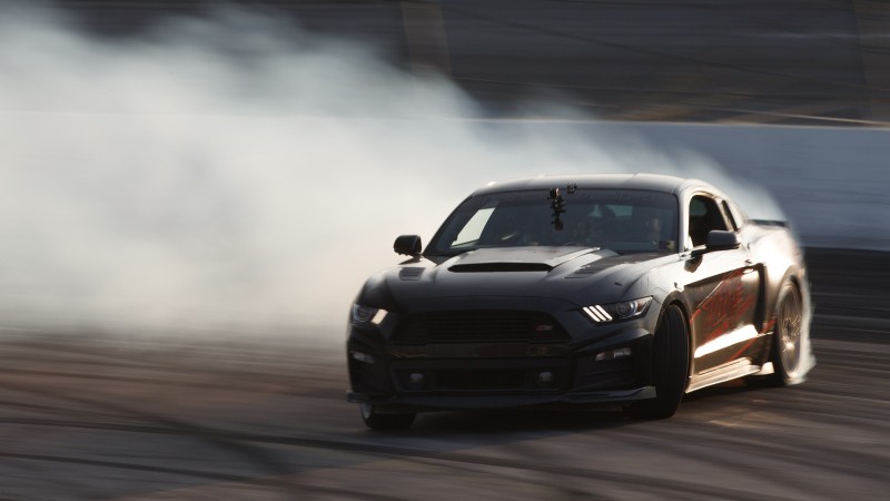 A Lesson in Front Wheel Drive Oversteer: Mash the Gas