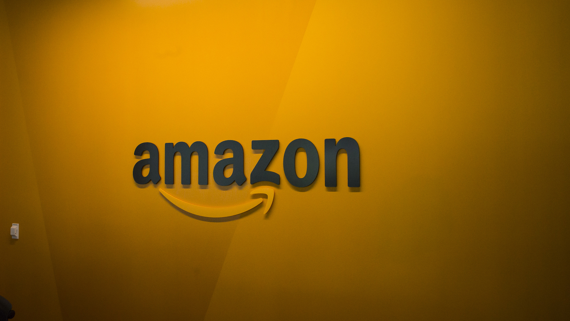 Amazon Patents Hijack-Proof Delivery Drones