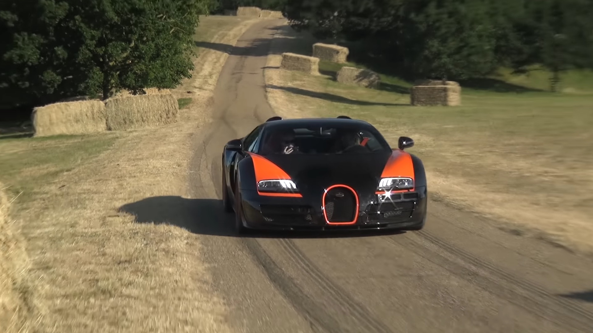 Watch a Rare Bugatti Veyron Grand Sport Vitesse WRC Tackle a Rally Stage