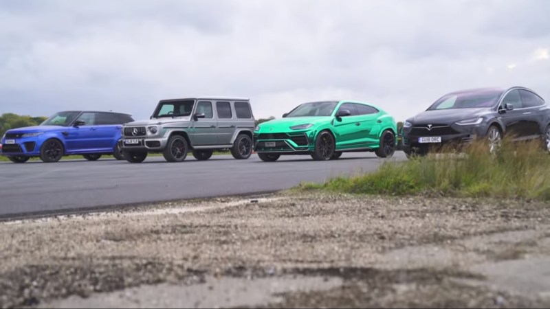 Watch a Mercedes G-Wagen Survive a Wild 91-Foot Jump