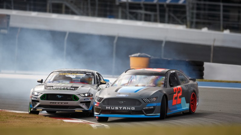 T-Pain Is in Full Drift Mode With His New Ford Mustang RTR Spec 2