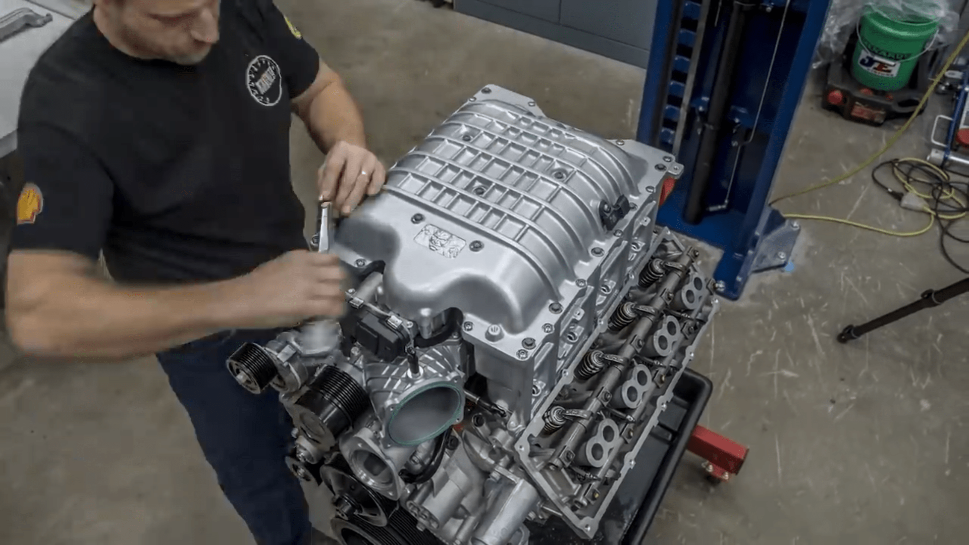 Watch a Mesmerizing Time-Lapse of a Dodge Demon Hemi V-8 Being Built
