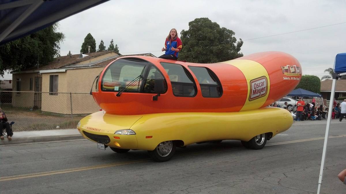 Buy This Oscar Mayer Wienermobile and Make Your Questionable Dreams ...