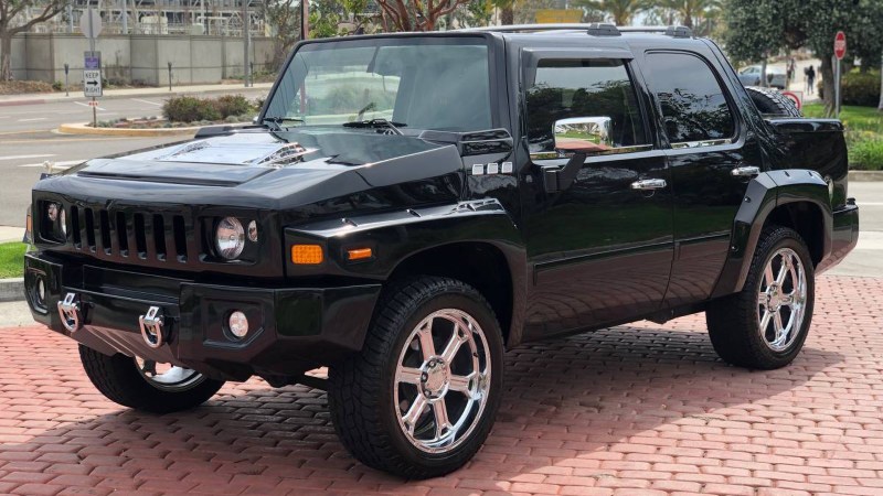 Hummer Is Back as an Electric Truck With 1,000 HP and 11,500 LB-FT of ...
