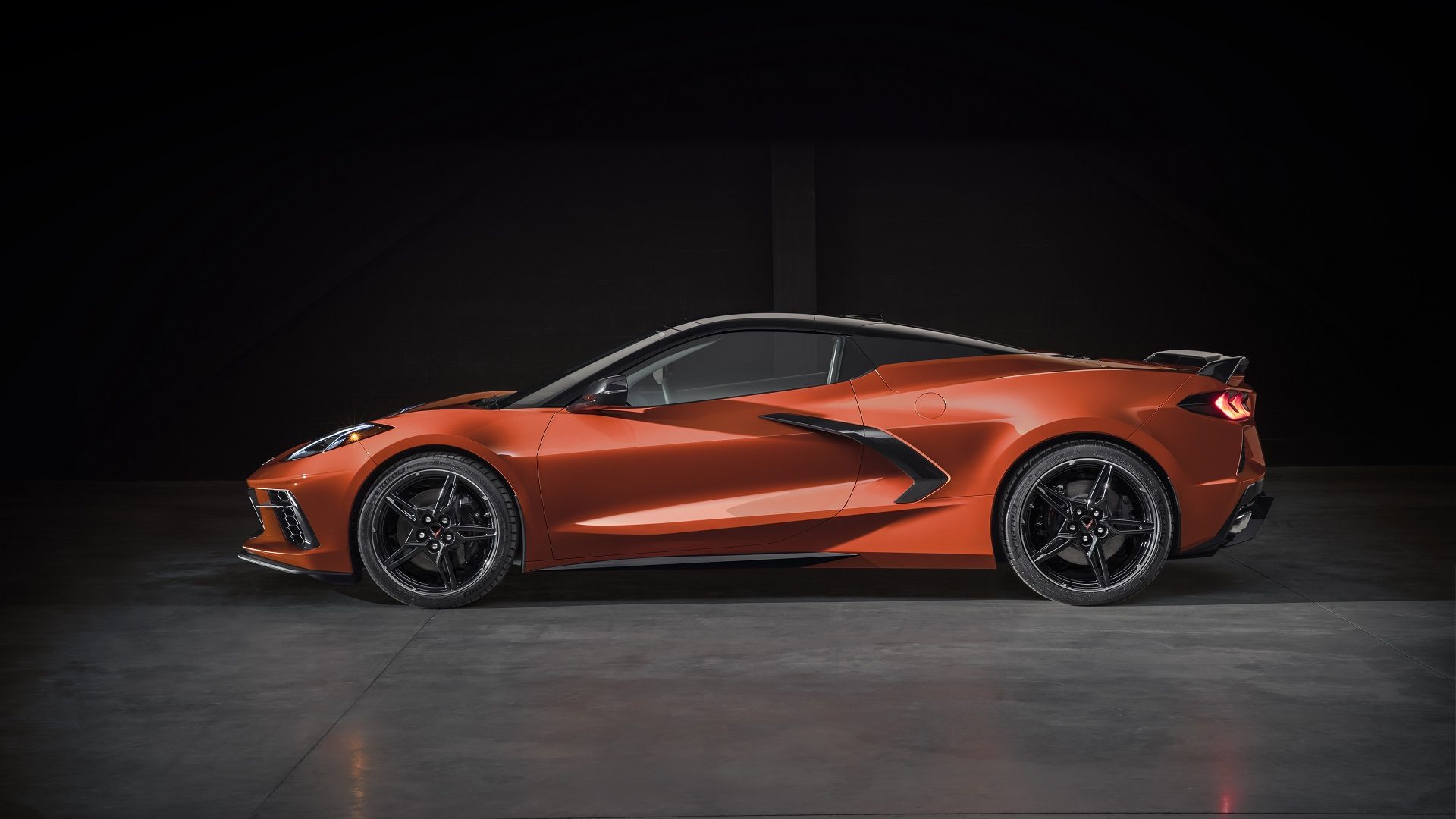 Chevrolet Corvette C8’s ZR1 Variant Will Be a 900-HP Hybrid With AWD ...