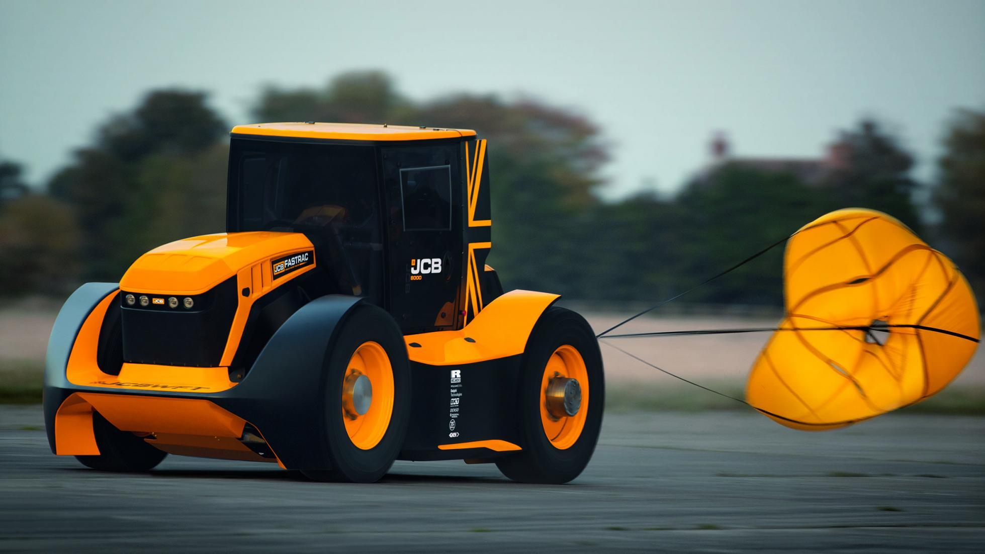 This 153-MPH JCB Fastrac Two Is the World's Fastest Tractor