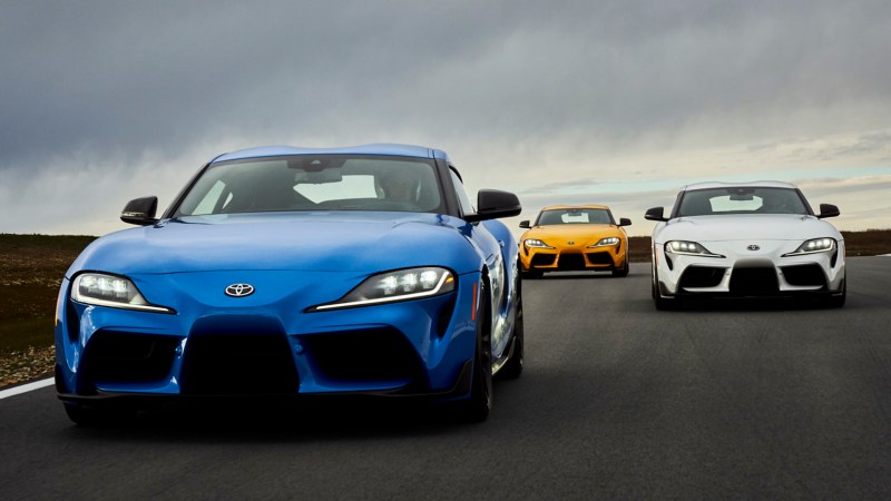 Lifted Pontiac Aztek With Mud Tires, AWD Is Probably Better On-Road