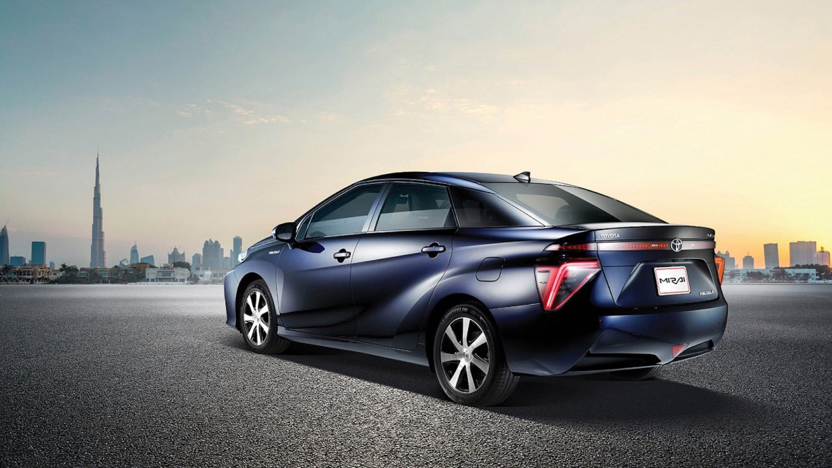 Why We Still Can't Deliver on the Promise of Hydrogen Cars