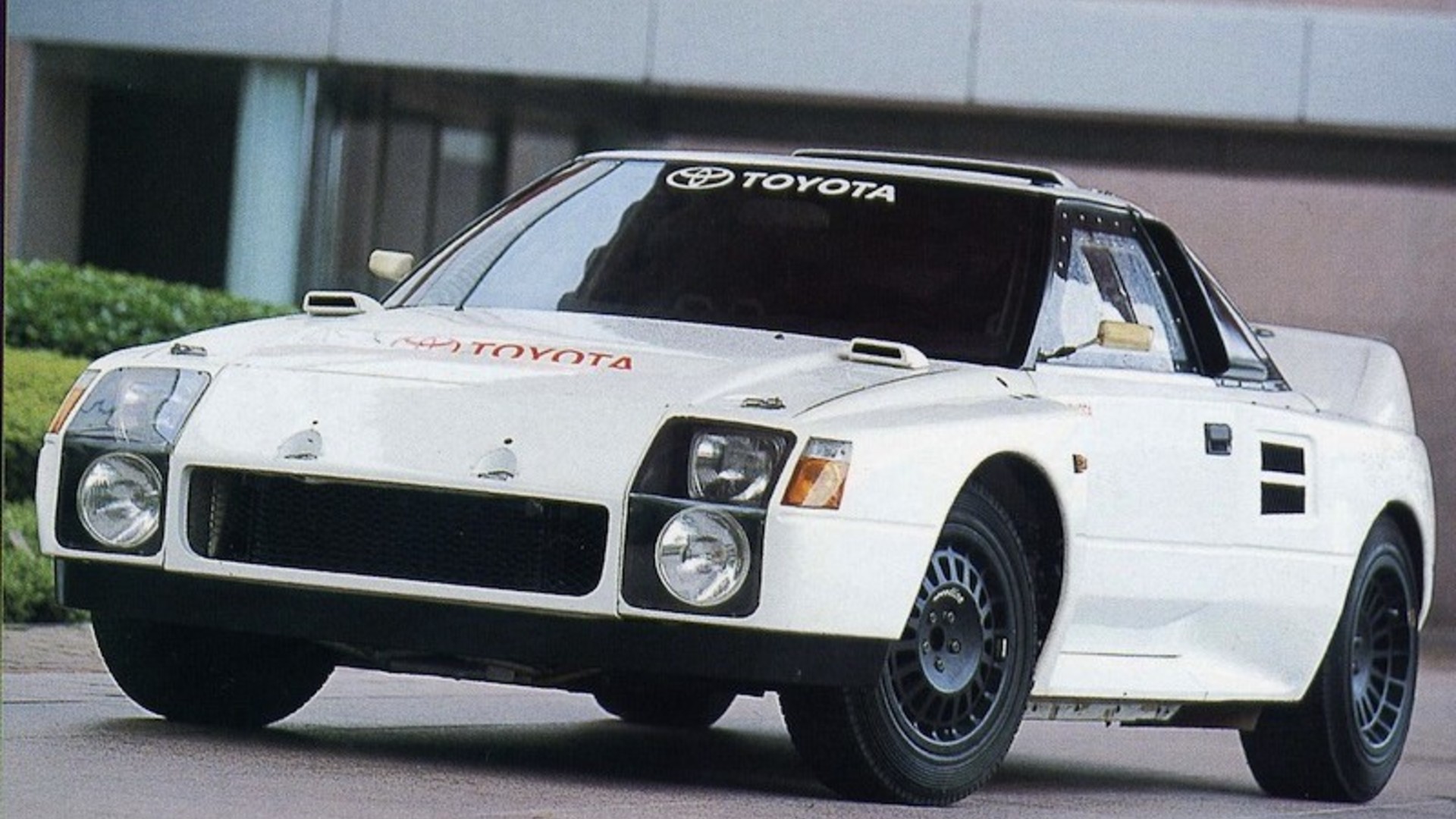 This Body Kit Makes Your Toyota MR2 Look Like the Mythical 222D Rally ...