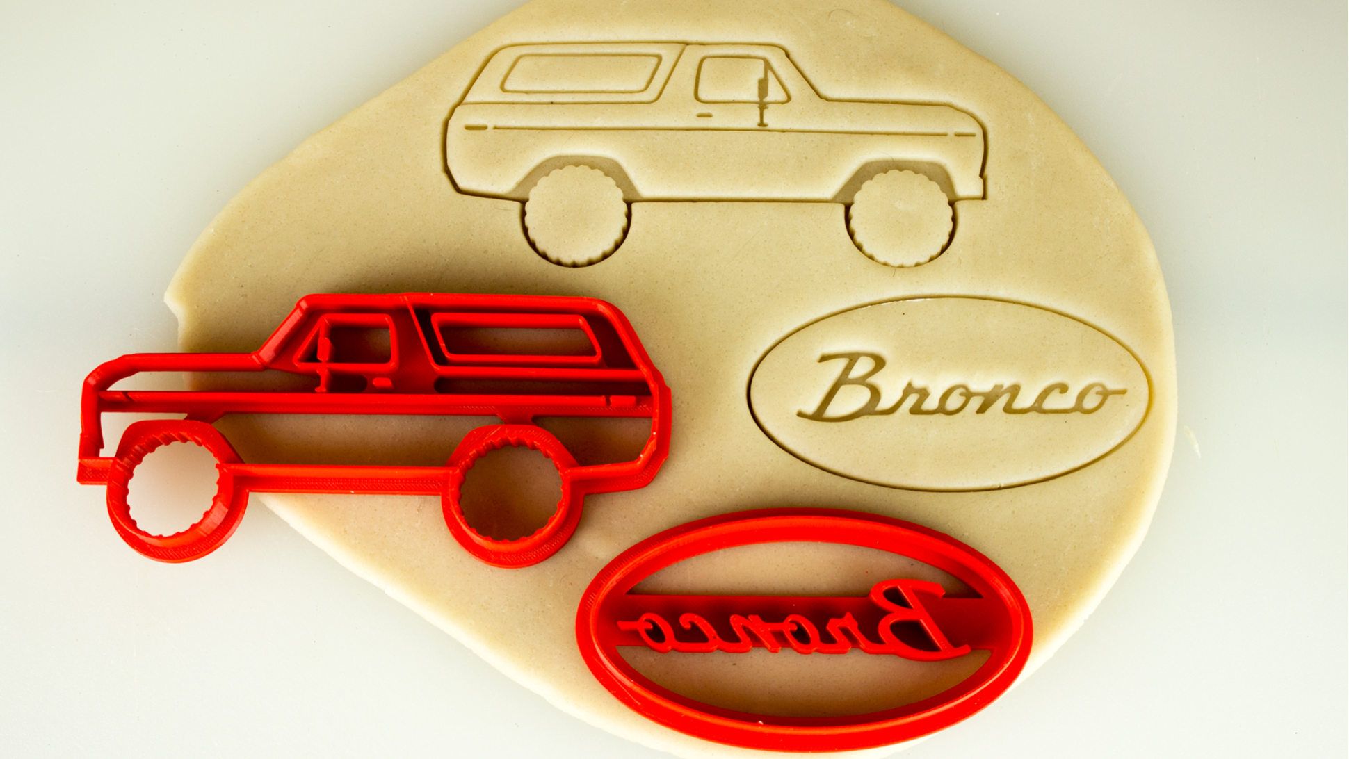 Take Pandemic Baking to the Next Level With These Fantastic Car-Shaped ...