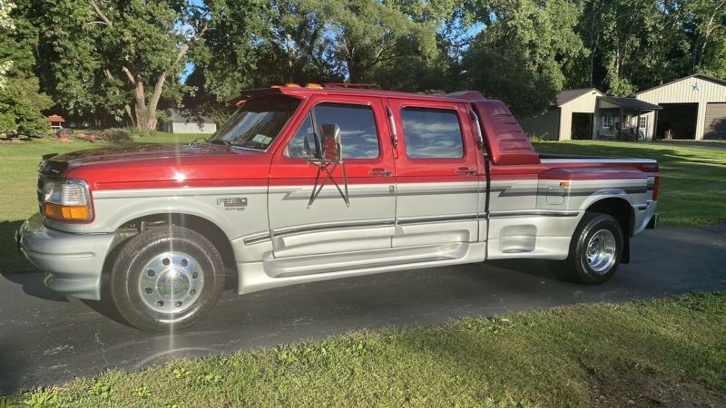 This Ford F-350 Centurion Power Stroke 7.3L Has an Interior as Plush as ...