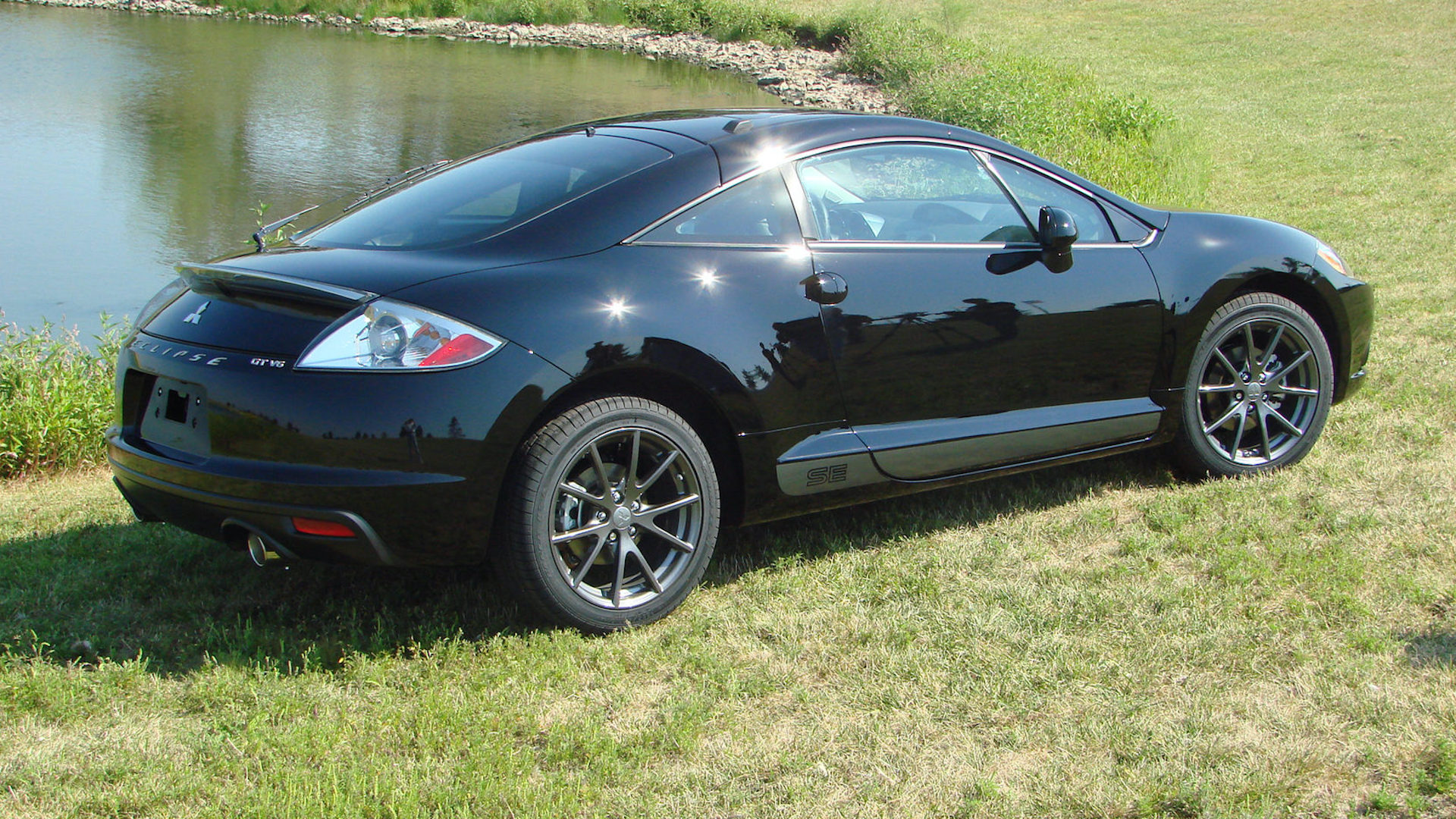 The Official Photos of the Final Mitsubishi Eclipse Are Just as Sad as ...